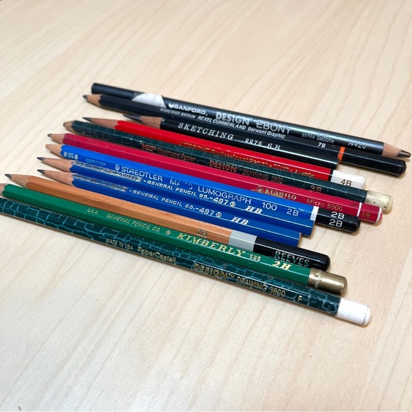 Office | 12 Drawing Pencils Lead Graphite From F Through 7b ...